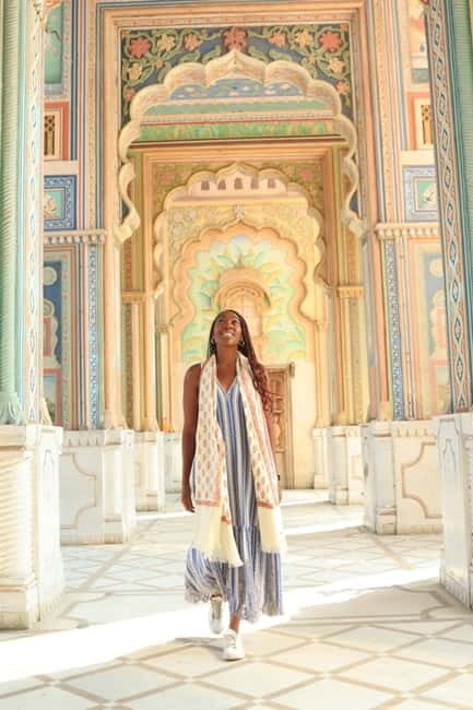 Jaipur: Patrika Gate Professional Photoshoot with Local - Additional Details and Practical Tips