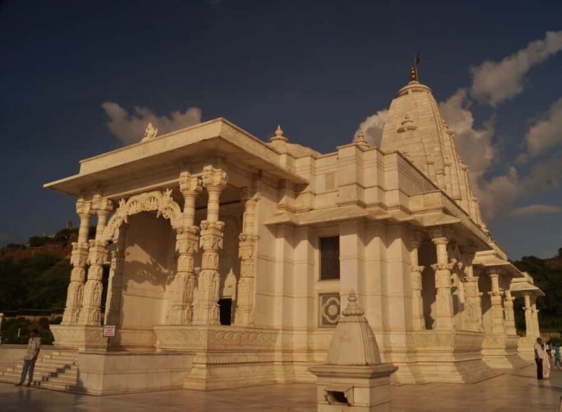 Jaipur: Private City Tour with Amber Fort Stepwell & Guide - Authenticity and Value