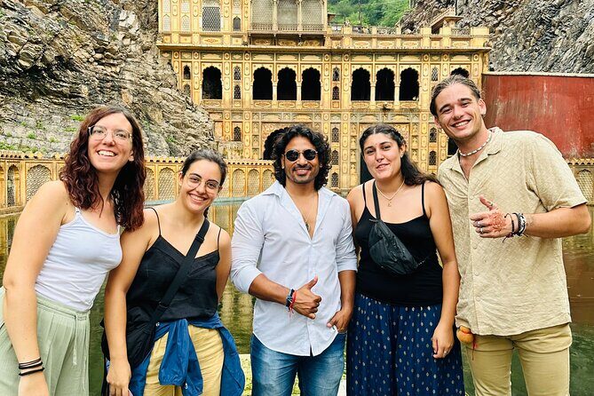 Jaipur Private Full Day City Tour with Pick Up and Drop Off - FAQs