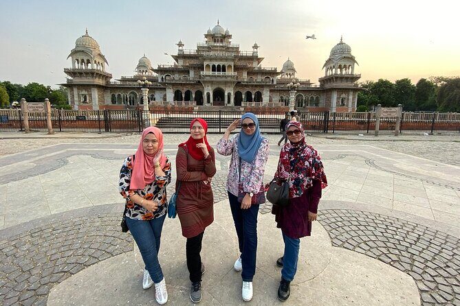 Jaipur Private Full-Day Sightseeing Tour by Tuk-Tuk with Pickup - The Practical Side: What to Expect