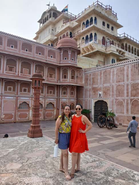Jaipur: Private Guided Day Tour with Palaces & Hidden Gems - Practical Details and Why They Matter