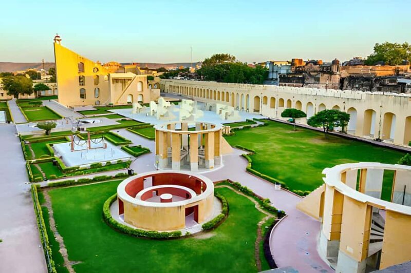 Jaipur: Private Jaipur Guided Full or Half Day Tour by Car - The Sum Up