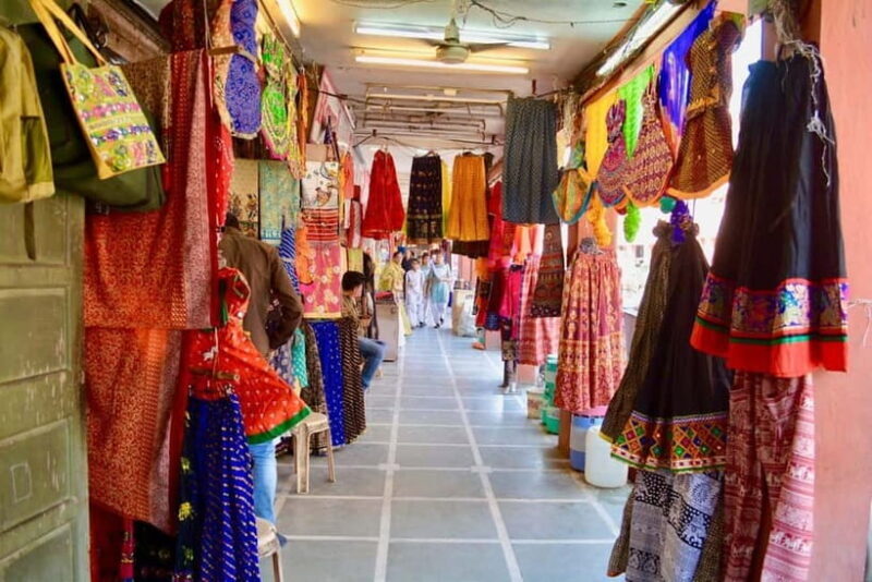 Jaipur: Private Local Shopping Tour with Pickup & Guide - A Closer Look at the Jaipur Private Shopping Tour