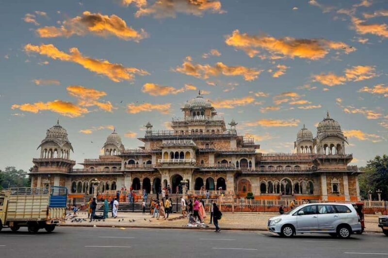 Jaipur: Private Luxury Full Day Guided City Tour By Car - Key Points