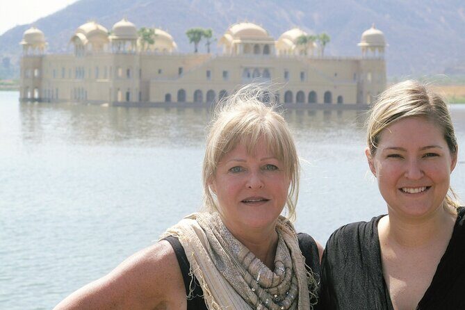 Jaipur Private tour from Mumbai with Hotel stay -OVERNIGHT - FAQs