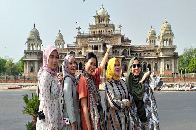 Jaipur Same Day Trip from Delhi by car with Tour Guide and Lunch - In-Depth Look at the Experience