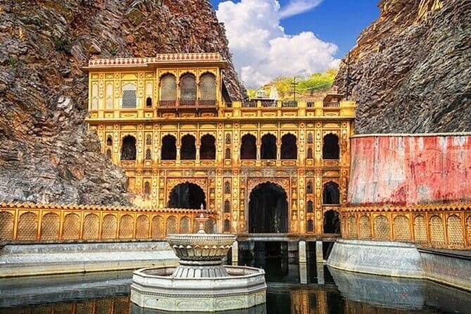 Jaipur Sightseeing Private Day Tour By Tuk Tuk - FAQ