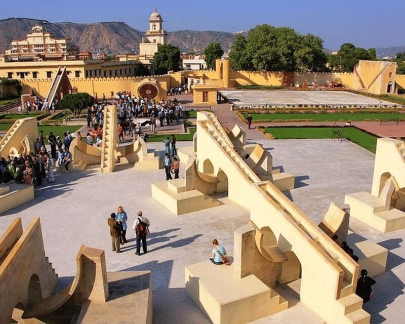 Jaipur: Sightseeing Tour with Visit to Galtaji Monkey Temple - Analyzing the Price and Value