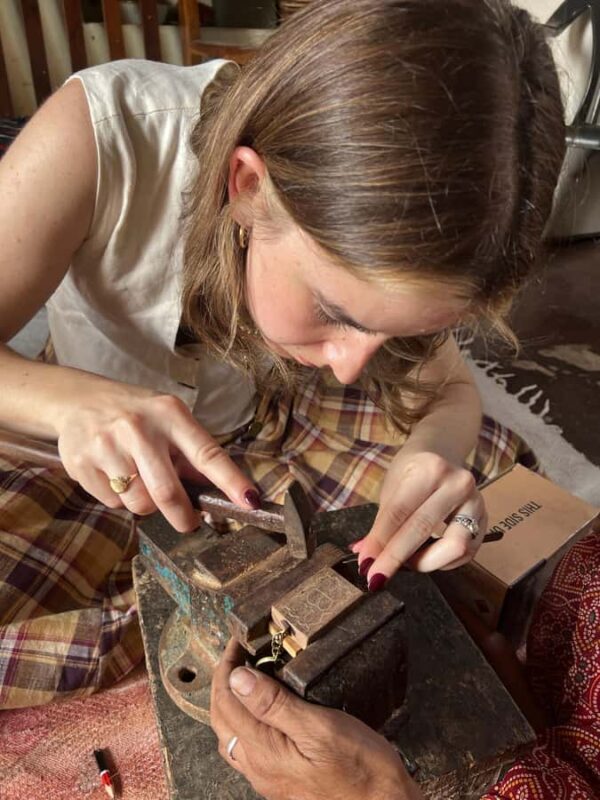 Jaipur: Tarkashi Metal Wire Inlay Art Experience - The Workshop Experience: What You Can Expect