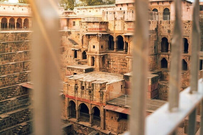 Jaipur to Agra Day Trip with Fatehpur Sikri and Abhaneri Stops - Starting Point: Jaipur and Early Morning Pickup