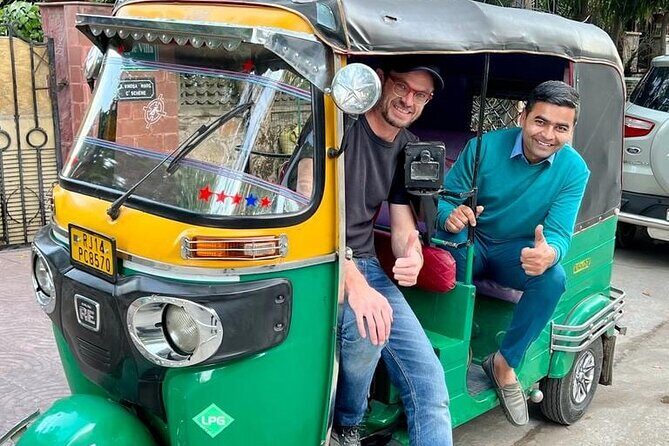 Jaipur Tour by Tuk-Tuk - Why Choose a Tuk-Tuk Over a Bus or Car?