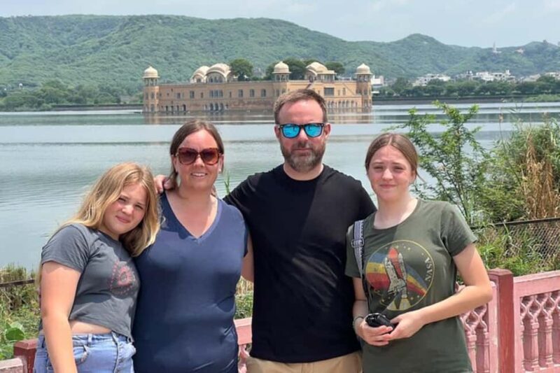 Jaipur Tour ( Pink City ) by Car From Delhi - All Inclusive - FAQ