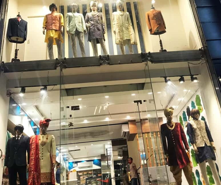 Jaipur: Wedding Outfit Shopping Tour with Local Guy - FAQs