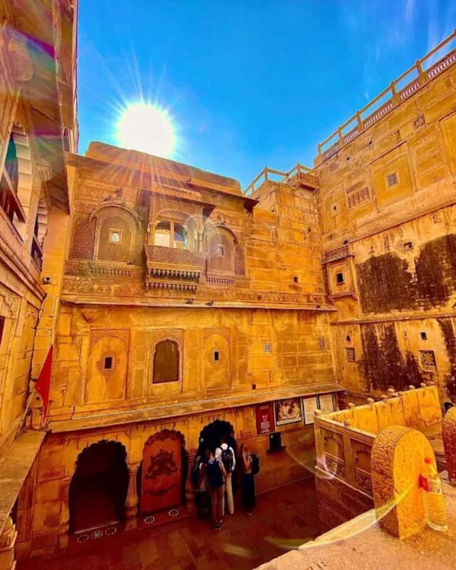 Jaisalmer: Jaisalmer Fort Guided Tour with Entry Ticket - Key Points