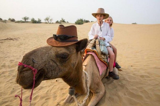 Jaisalmer Private Dinner on Dunes - What Reviews Tell Us