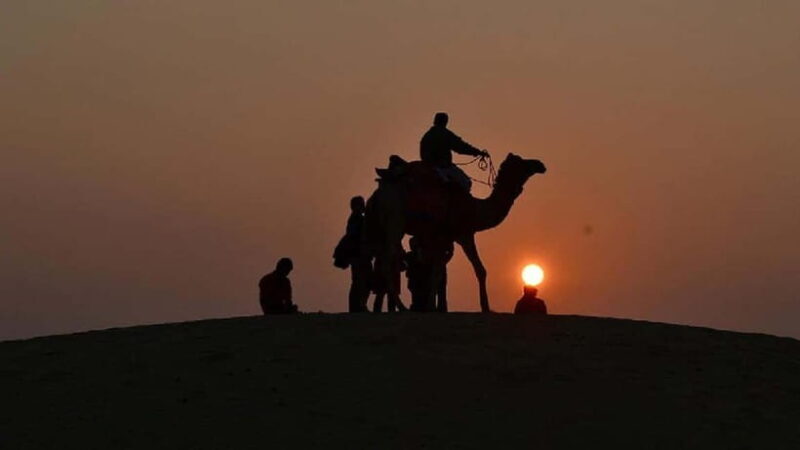 Jaisalmer: Village tour, camel ride, cultural show with stay - The Itinerary in Detail