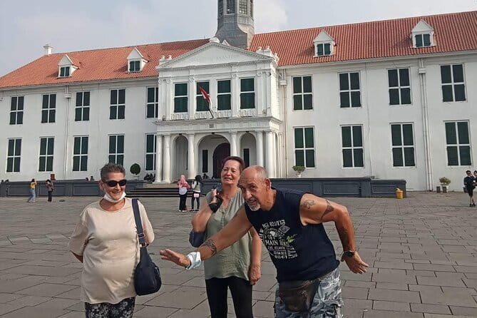 Jakarta - Bandung Tour 2 Days 1 Night - Detailed Breakdown of the Itinerary