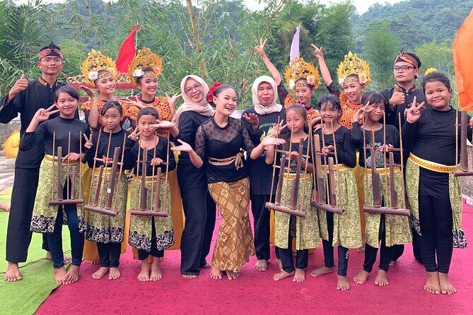 Jakarta Bogor Tour Traditional Performance and Explore Nature - The Sum Up