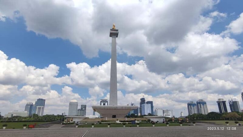 Jakarta : Enjoy Jakarta Private City Tour - Key Points