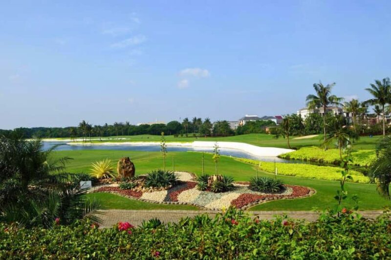 Jakarta: Golf at Sedayu Indo & Damai Indah Golf 36-Hole Tour - What This Tour Offers: An Authentic Look at Jakarta’s Premier Golf Courses