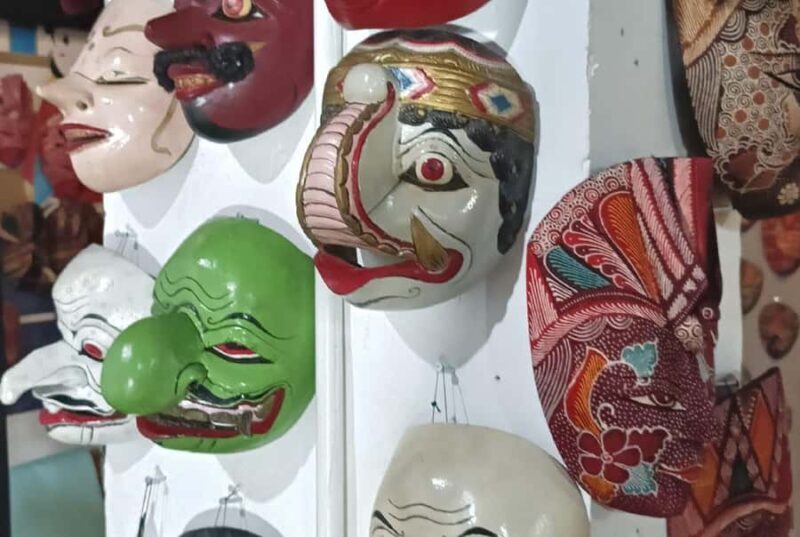 Jakarta Half Day Heritage Tour of Old Batavia - Authentic Experiences and What Travelers Say