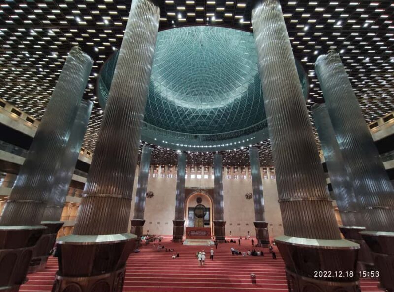 Jakarta: Highlights Capital City with Canal Boat Tour - An In-Depth Look at the Itinerary