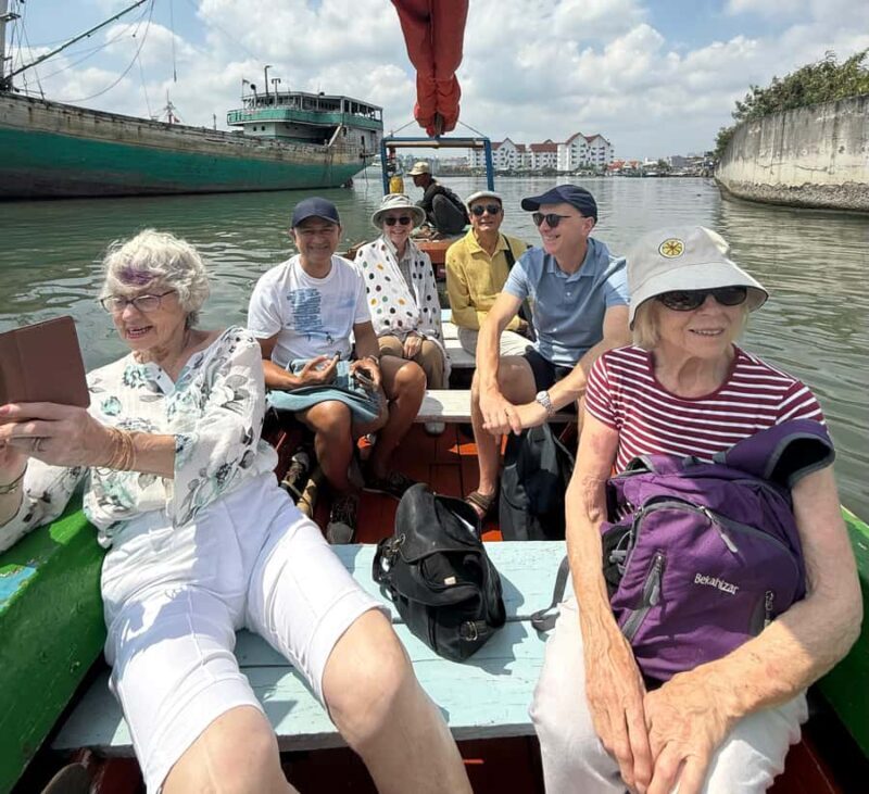 Jakarta: Java to Bali Train Tour with Hotels - Authentic Experiences and Authenticity