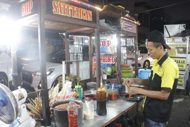 Jakarta: Local, Authentic Sabang Street Food Guided Tour - An Authentic Taste of Jakarta’s Night Food Culture