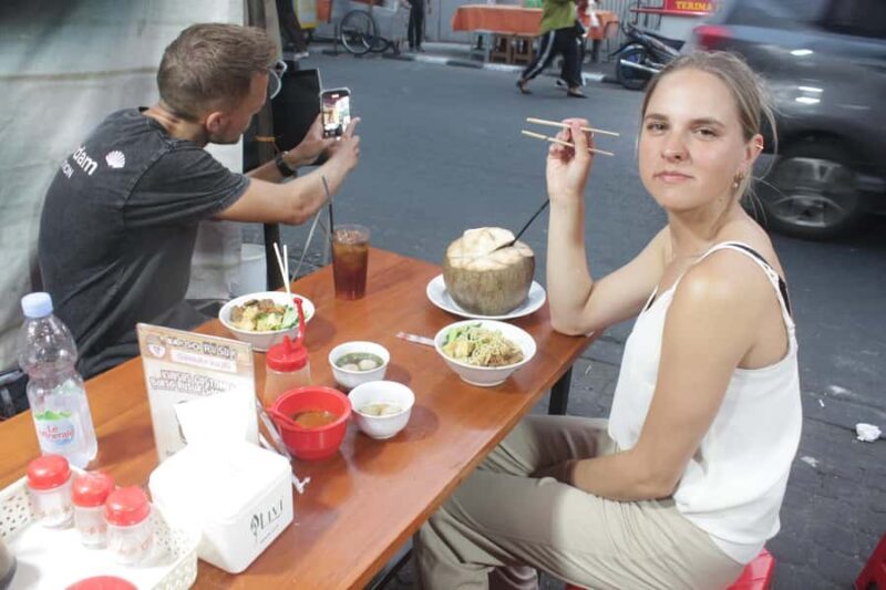 Jakarta: Local, Authentic Sabang Street Food Guided Tour - Practical Tips