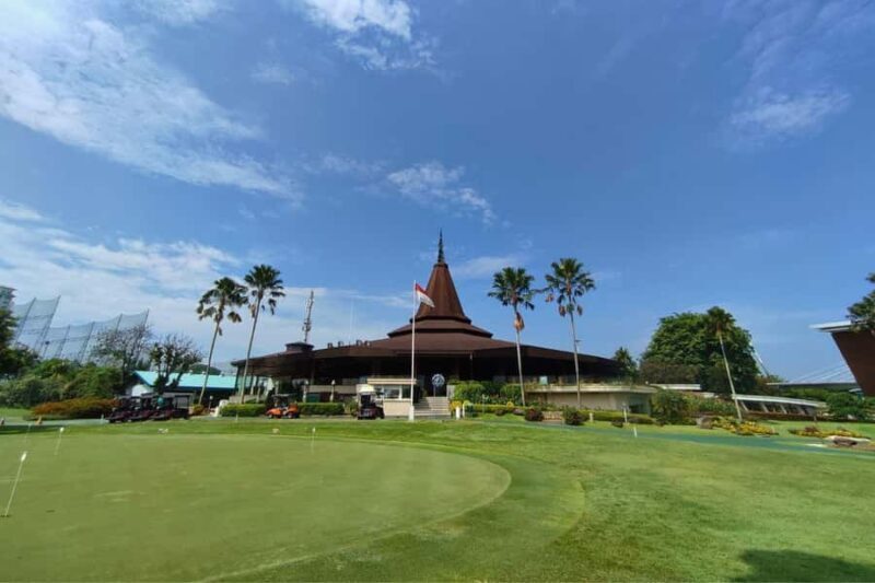 Jakarta: Pondok Indah Golf Course Experience w/ Hotel Pickup - Discovering Jakarta’s Pondok Indah Golf Course