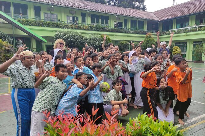 Jakarta Private City Tour with Obama School visit - What Travelers Say