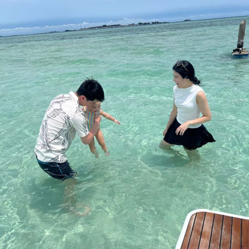 Jakarta: Private Yacht Trip to Dolphin, Ponco & Asha Islands - The Sum Up