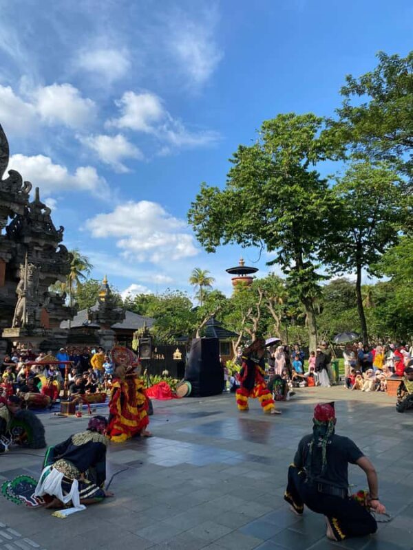 Jakarta: Setu Babakan and Taman Mini Indonesia Indah Tour - Discovering Jakarta’s Cultural Gems: Setu Babakan and Taman Mini Indonesia Indah