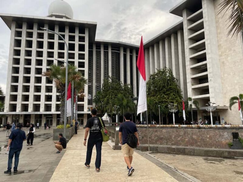 Jakarta Social and Political Walk - Key Points