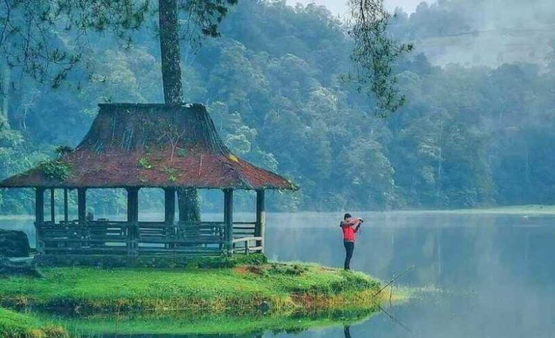 Jakarta: White Crater, Tea Plantation By fast Train - Returning to Jakarta