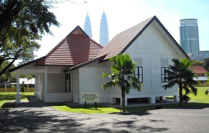 Jalan-Jalan at Kampong Bharu - Key Points