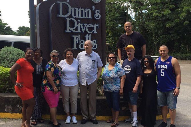 Jamaica Best Water Falls Tour,Mobay Bay to Dunn's River/Blue Hole - An In-Depth Look at the Itinerary