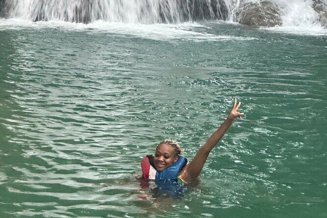 Jamaica Blue Hole Private Bus Tour Experience - Practical Details: What’s Included and What’s Not