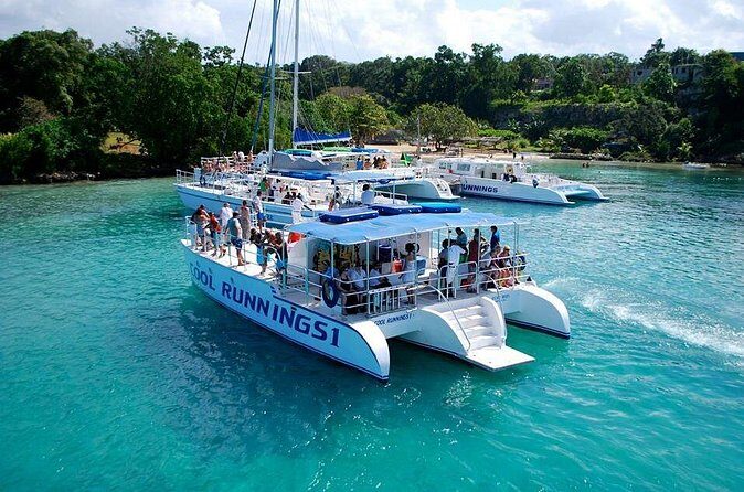 Jamaica Dunn's River Falls Party Cruise with Snorkeling - FAQ