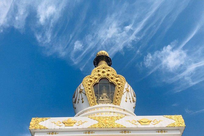 Jamchen Vijaya Stupa with short hike and Budanilkantha sightseeing - Introduction