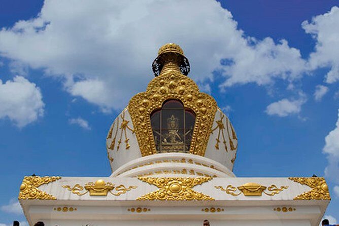 Jamchen Vijaya Stupa with short hike and Budanilkantha sightseeing - The Sum Up