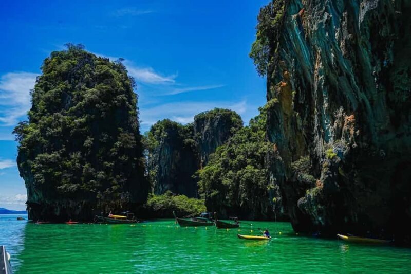 Jame bonds canoe 7 point 6 Island Premium trip - The Practicalities: What You Need to Know