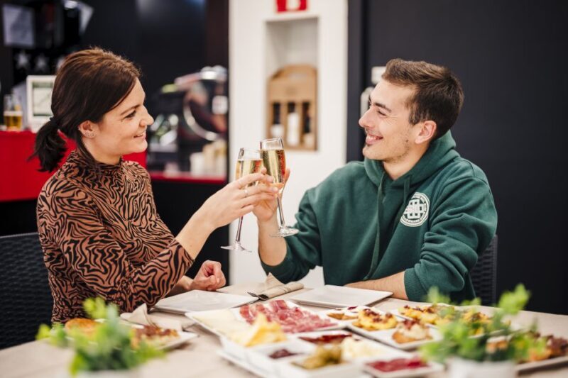 Jamon & Tapas Tasting Experience near Sagrada Familia - A Closer Look at the Experience