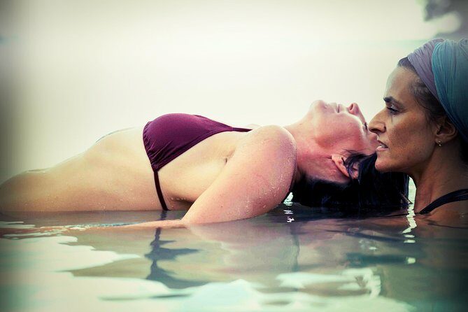 Janzu experience: massage and aquatic relaxation in the lagoon of Moorea - An In-Depth Look at the Janzu Experience