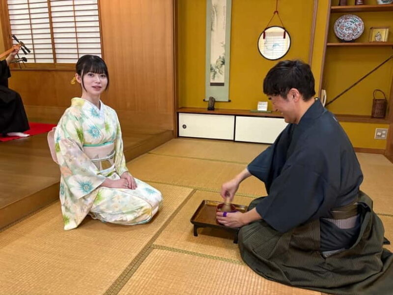 Japan: Shamisen Lesson with Kimono and Matcha Tea - An In-Depth Look at the Experience