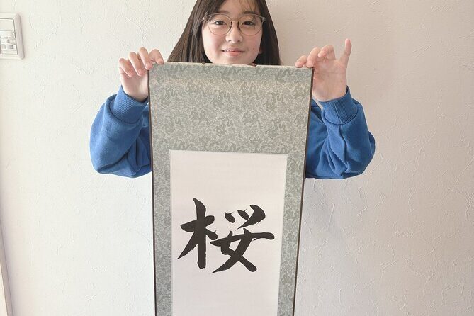 Japanese Calligraphy Experience with a View of Lake Kawaguchi - An in-Depth Look at the Experience