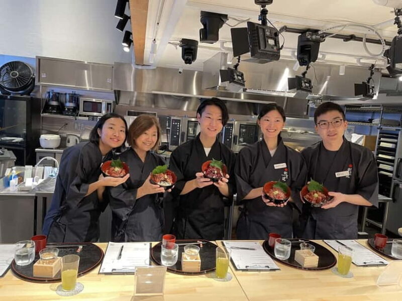Japanese Knife Skills & Sashimi Bowl Cooking Class in Tokyo - Key Points