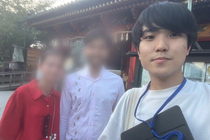 Japanese Lesson and City Walk for Travelers in Tokyo - Engaging with Local Shops and Temples