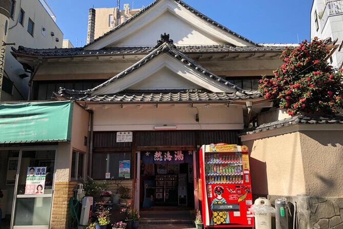 Japanese Local Onsen Culture Experience with Drink in Shinjuku - Key Points