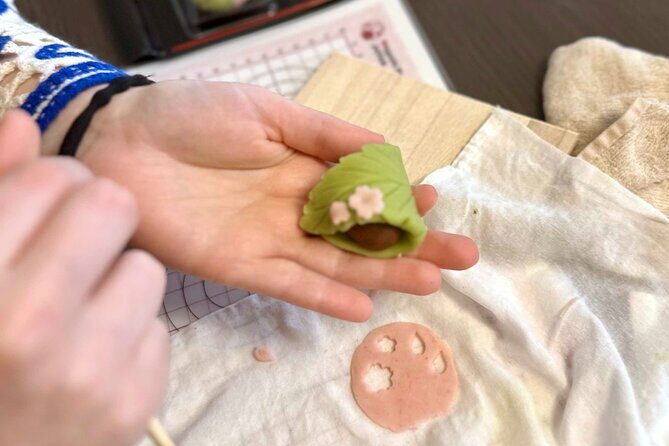 Japanese Sweets Making with Tea Ceremony in Private Studio - FAQ